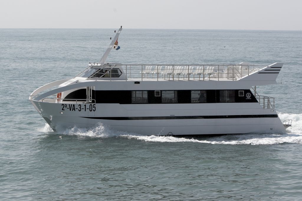 Catamaran Passenger Ferry - Aresa 1650 FCAT